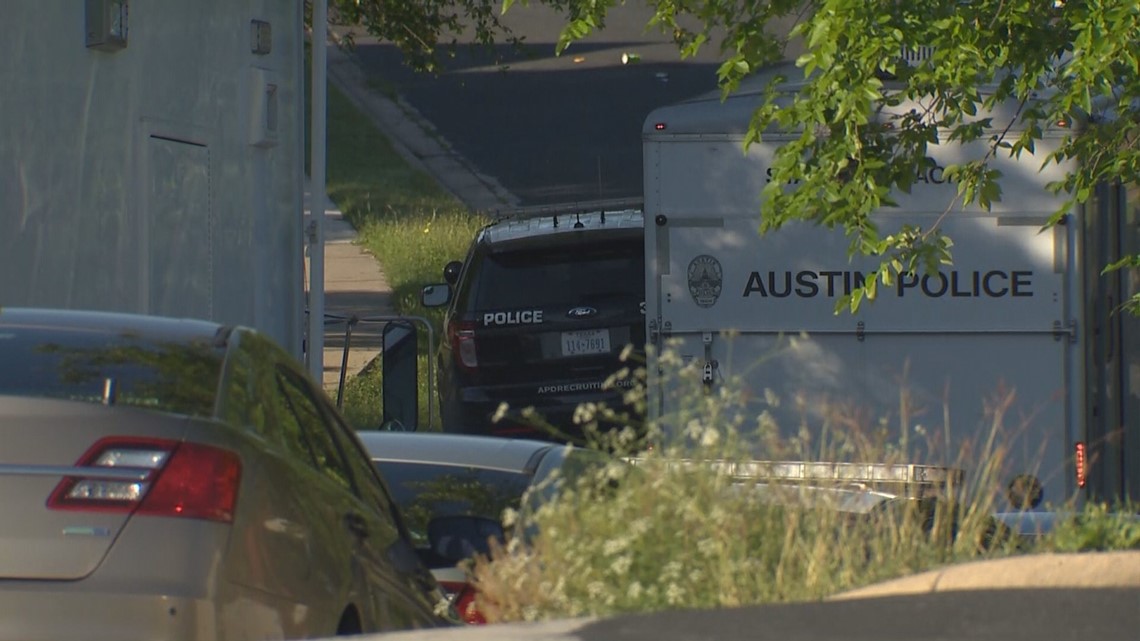 SWAT callout near Barbara Jordan Elementary ends peacefully | kvue.com