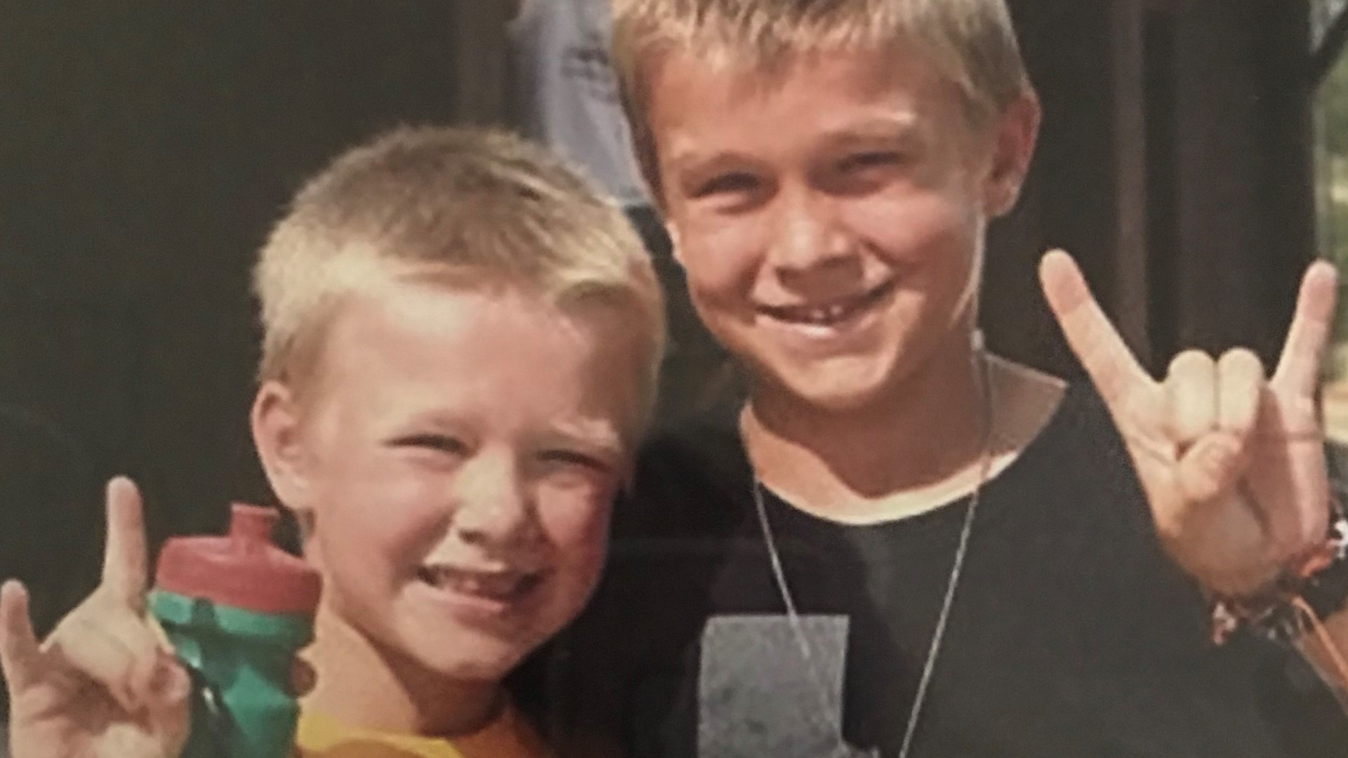 Texas quarterback Sam Ehlinger welcomes his brother to the Longhorns ...