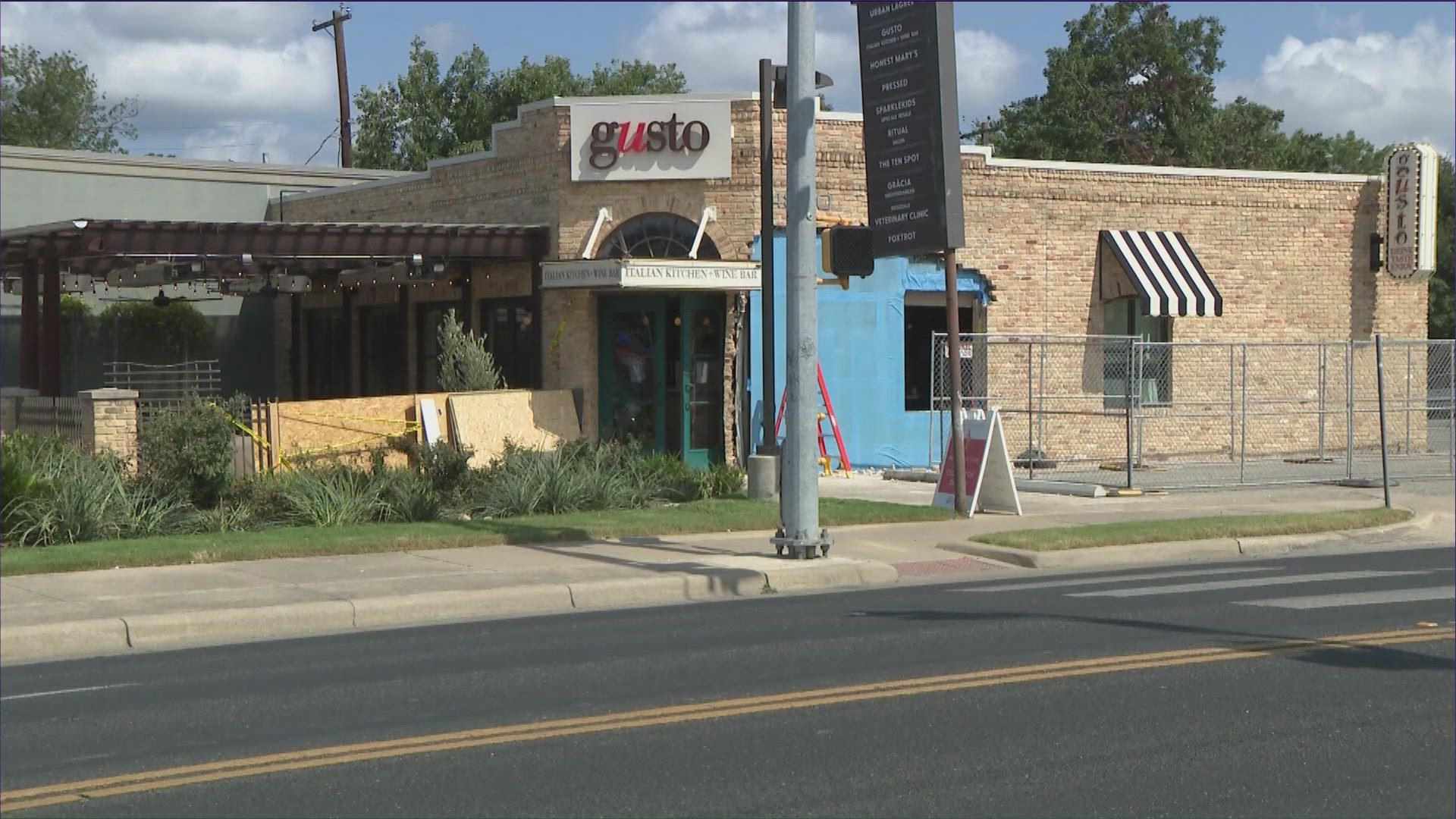 Driver crashed into Gusto Italian Kitchen in North Austin: police ...