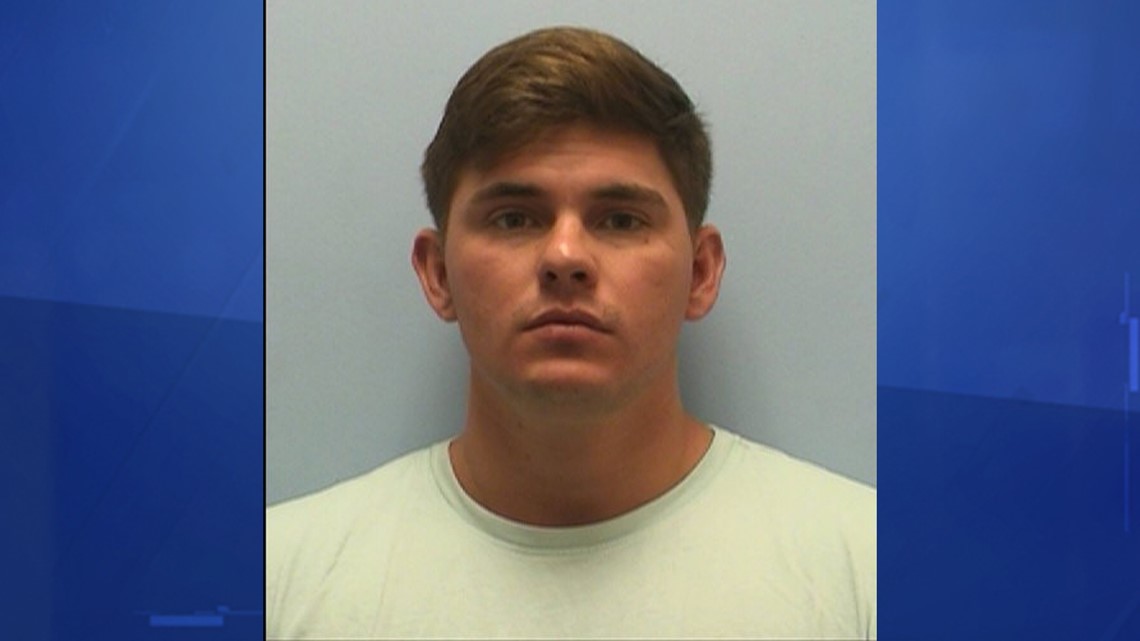 Warrant issued for Austin man accused of more than one assault | kvue.com