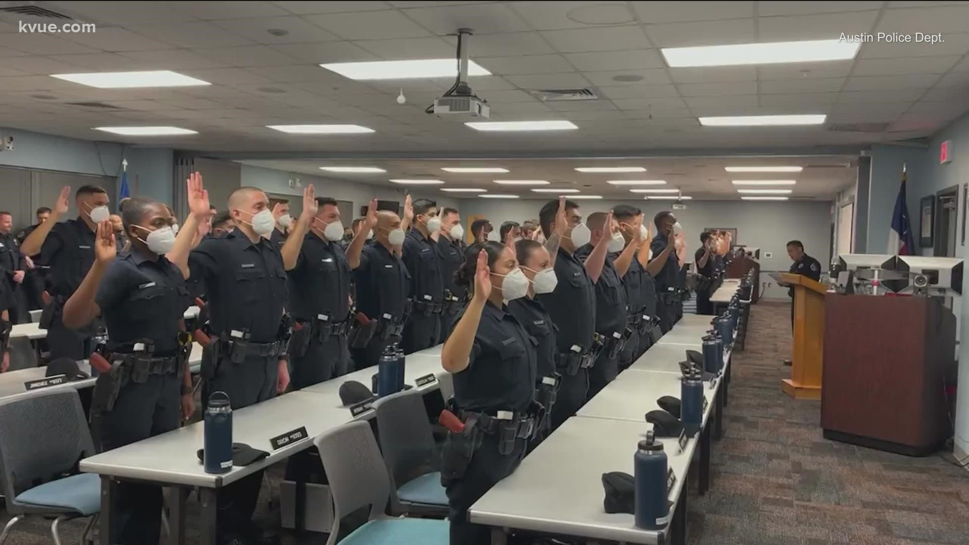 Dozens of Austin police cadets sworn in | kvue.com