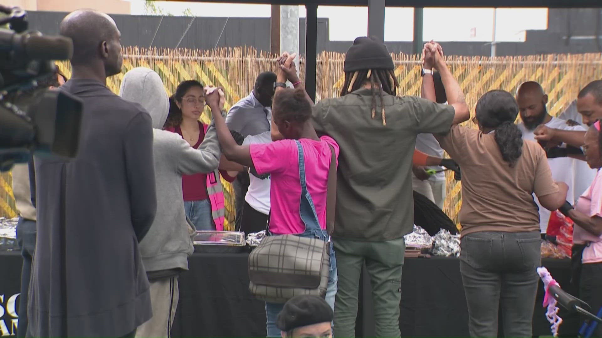 Homeless resource hub reopens in Downtown Austin, bringing services ...