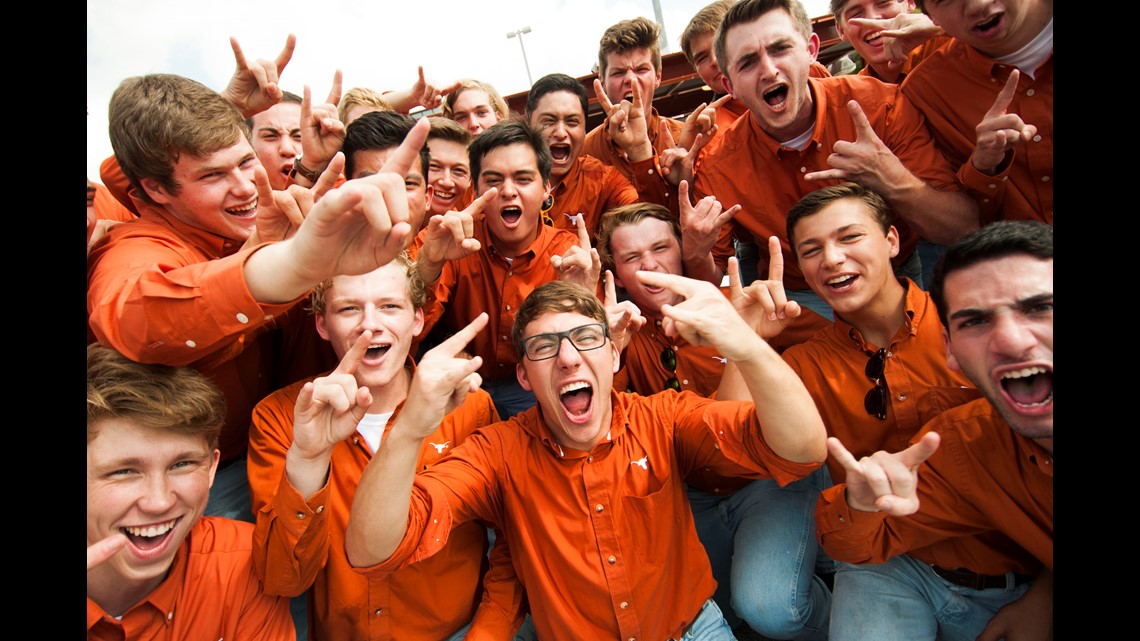 'Under the Lights' | UT gearing up for 2018 spring game | kvue.com
