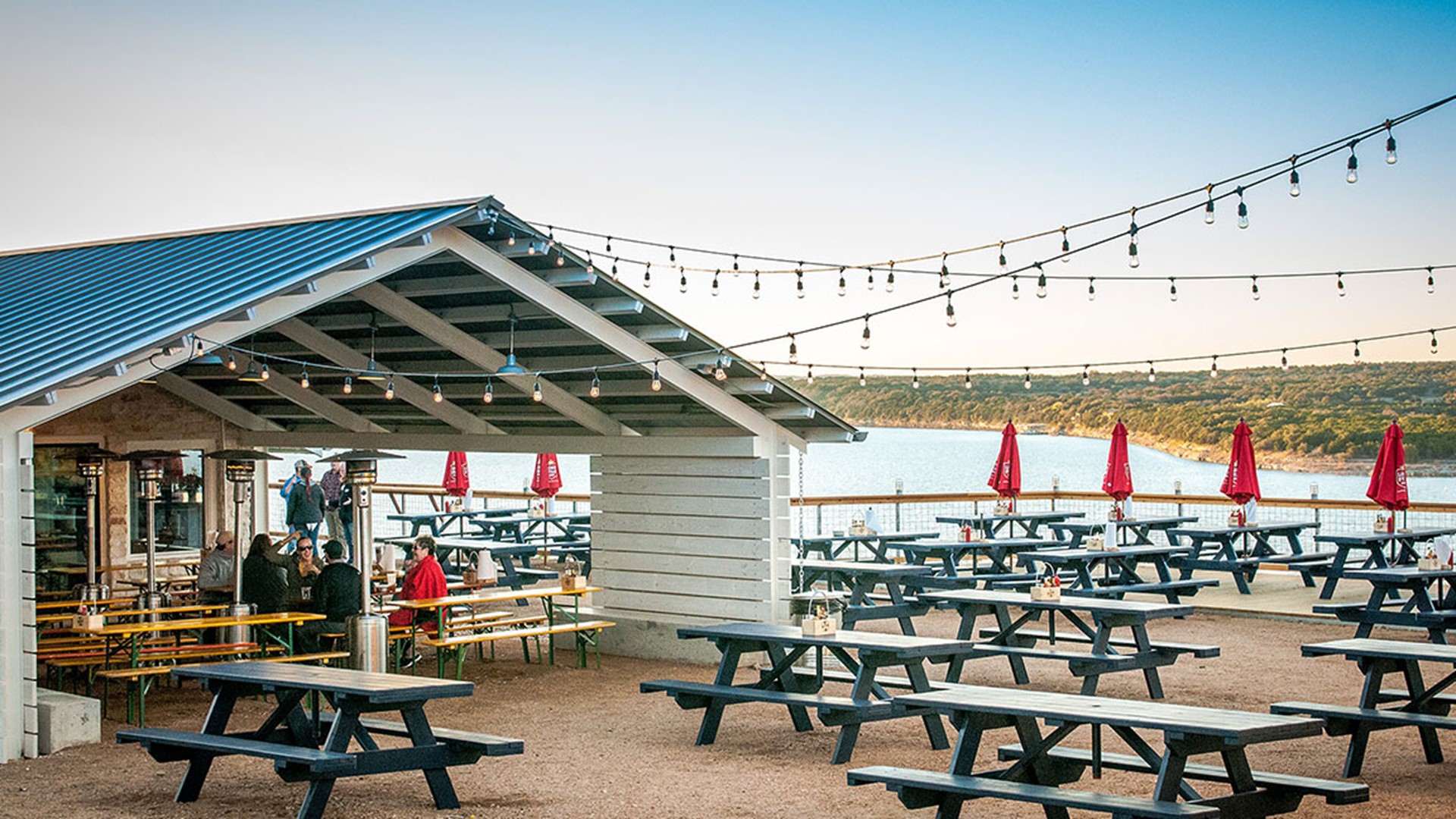 Food with a view! | Where to eat on the lake in Austin | kvue.com