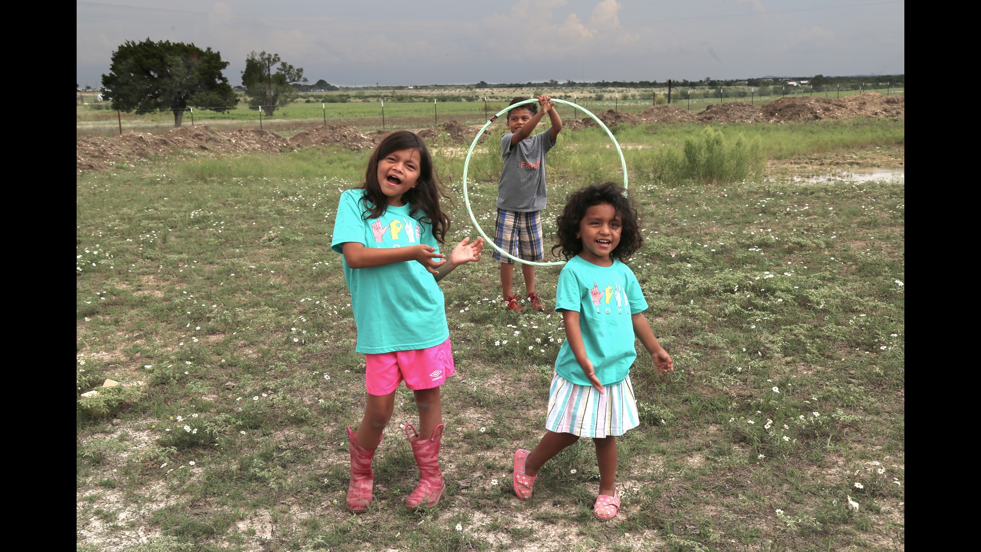 Meet the sibling trio hoping to be adopted by family fluent in sign ...
