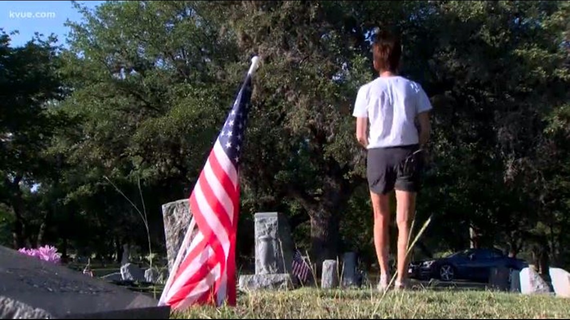 A Memorial Day tradition: Woman honors veteran at Austin gravesite ...