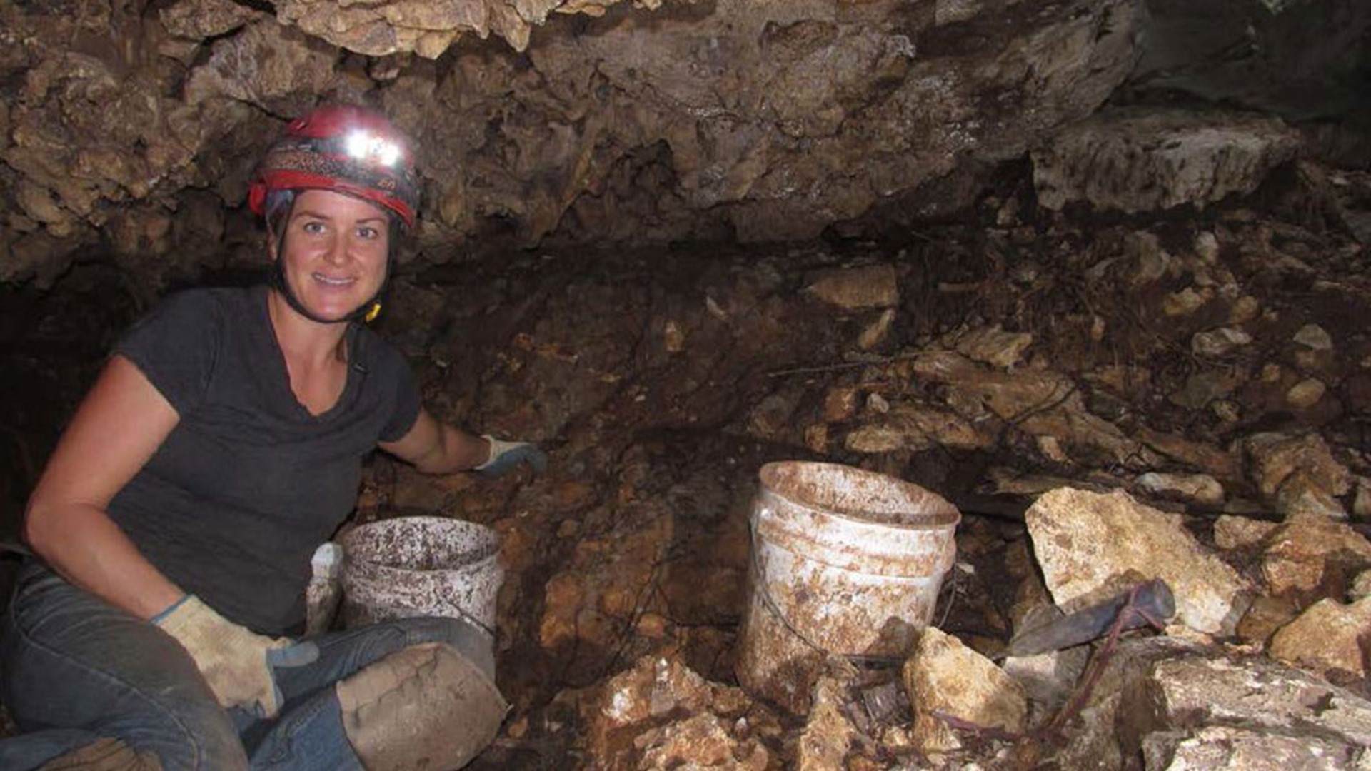 Cave clean-out: A look inside Austin's hidden caverns | kvue.com