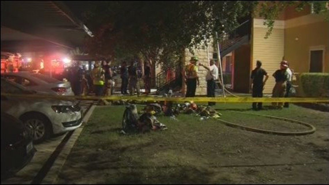 Fire causes evacuations at apartment complex in Southeast Austin | kvue.com