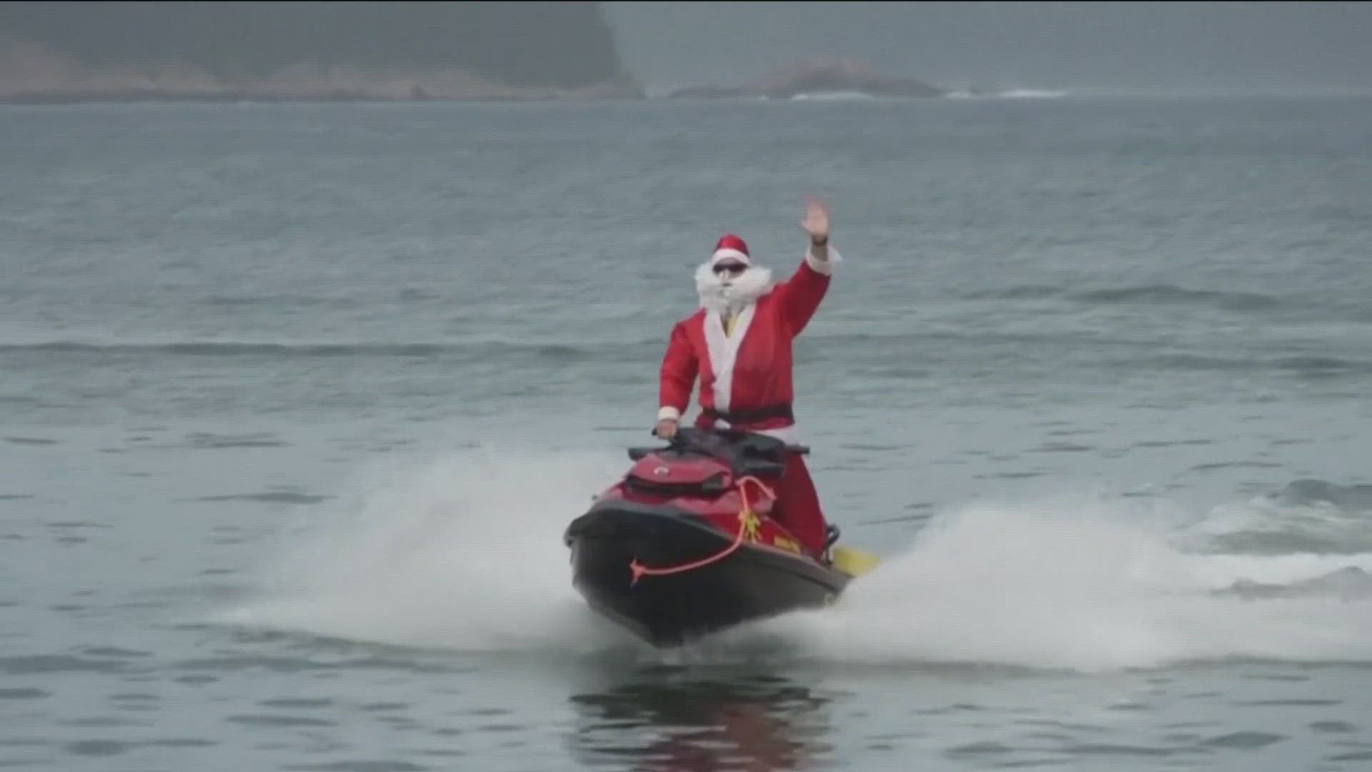 Santa Claus swaps sleigh for Jet Ski in Rio de Janeiro | kvue.com
