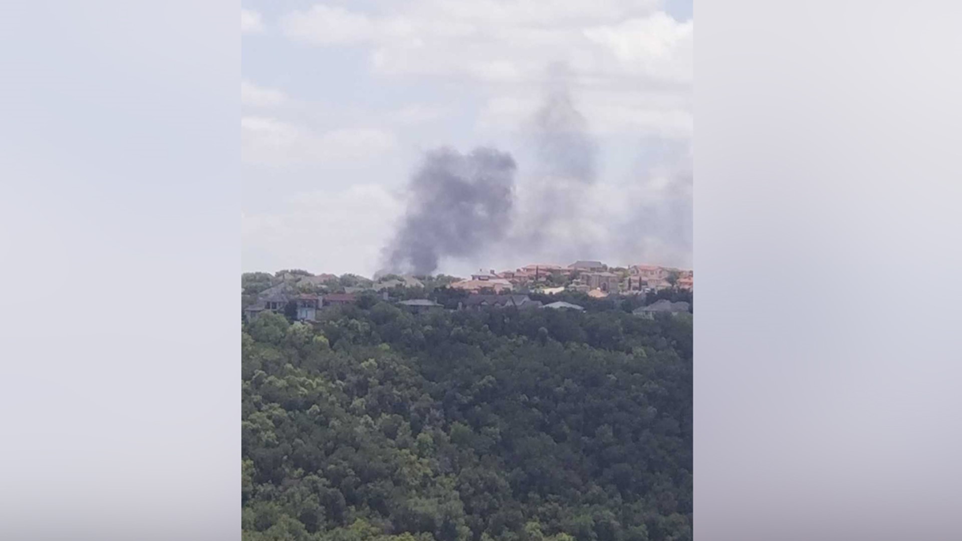 One injured, two cars damaged after house fire in Bee Cave | kvue.com