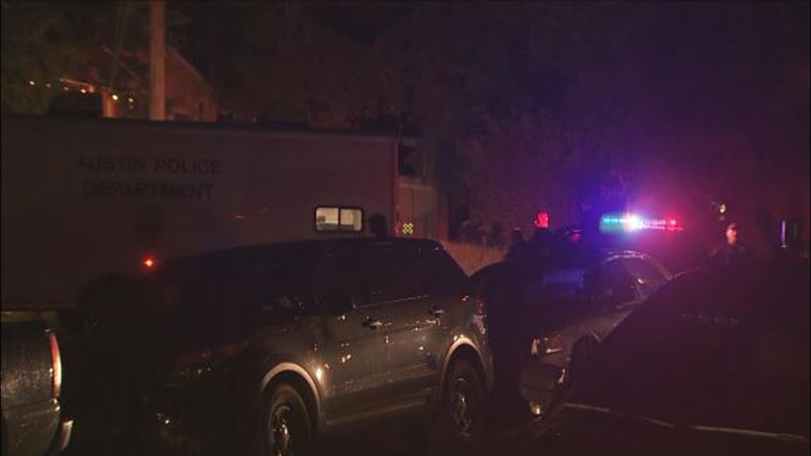 SWAT incident in Austin ends with police still searching for the suspect | kvue.com