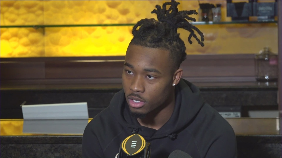 Michael Huff trolls Jahdae Barron over national title | kvue.com