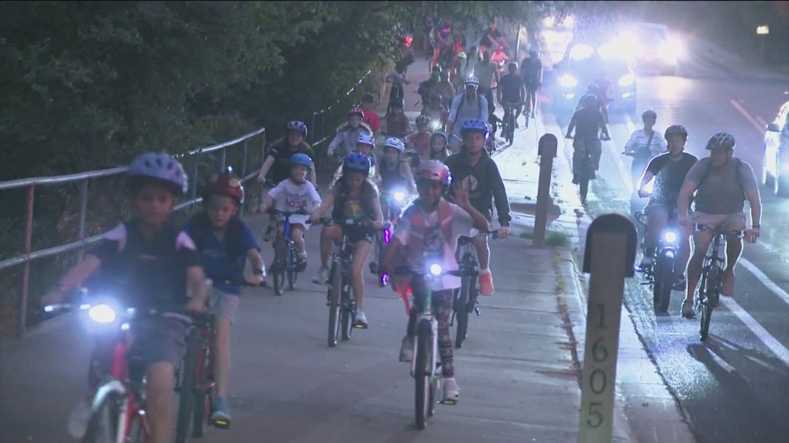 Austin schools pedal towards change with 'bike bus' movement | kvue.com