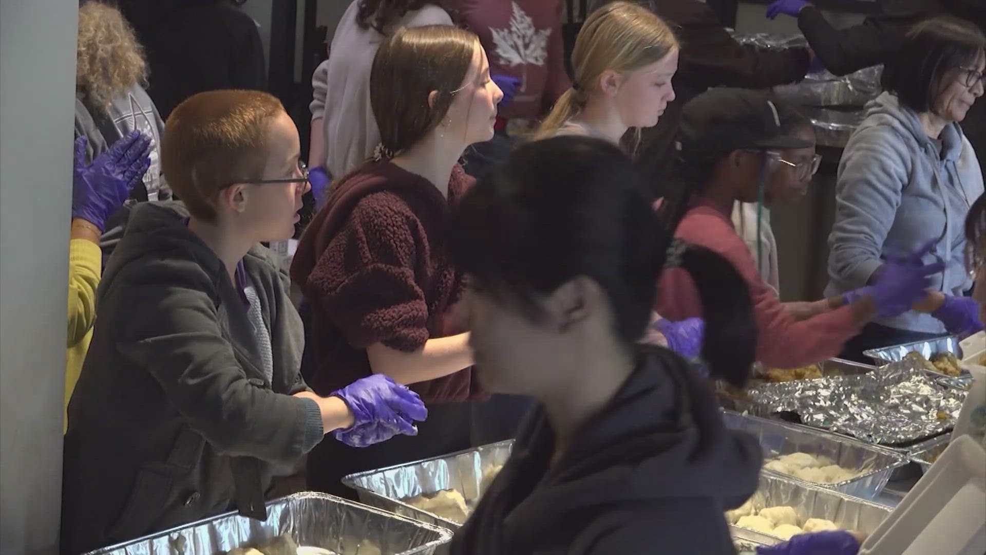 'Operation Turkey' marks 25 years of Thanksgiving meal delivery | kvue.com