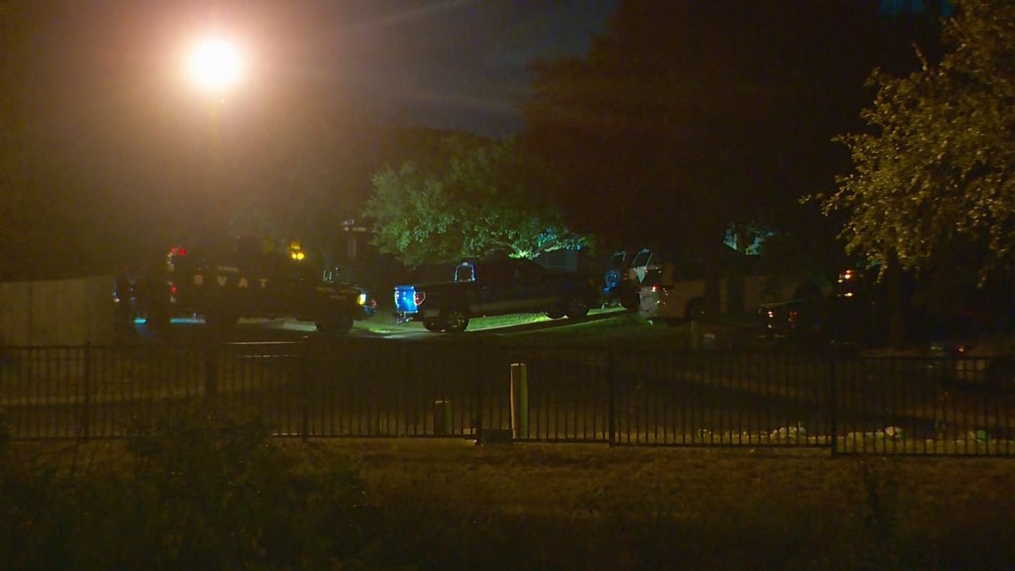 12 hours later, man arrested after SWAT called out to northwest Austin home | kvue.com