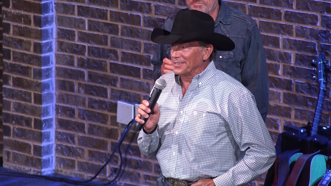 George Strait breaks in Buda's new dance hall | kvue.com