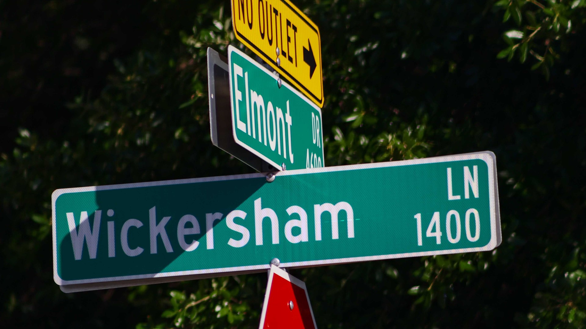 Suspect in custody after SWAT situation on Wickersham Lane, police say ...