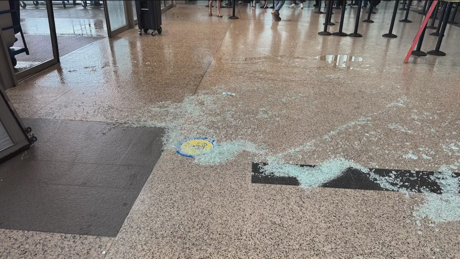 Glass shatters at Austin's airport during storms | kvue.com