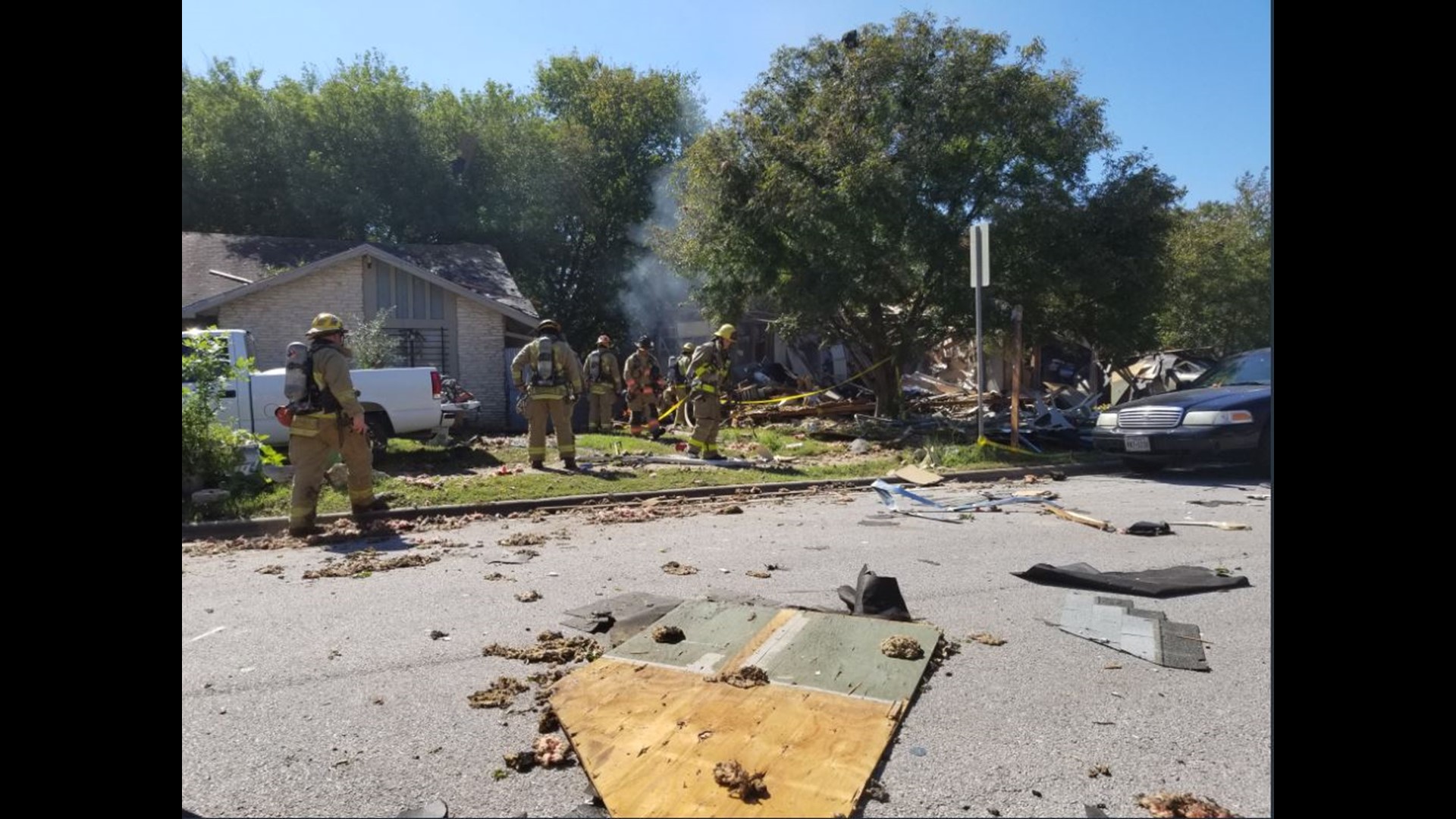 Photos show 'catastrophic' damage in reported Southeast Austin home ...