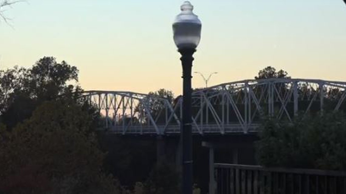 Bastrop’s iconic Old Iron Bridge closed due to structural issues; going ...