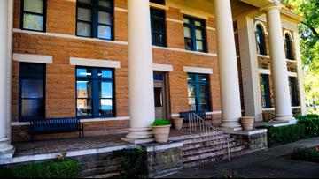Historic Mason County Courthouse 'destroyed' by fire, suspect in ...