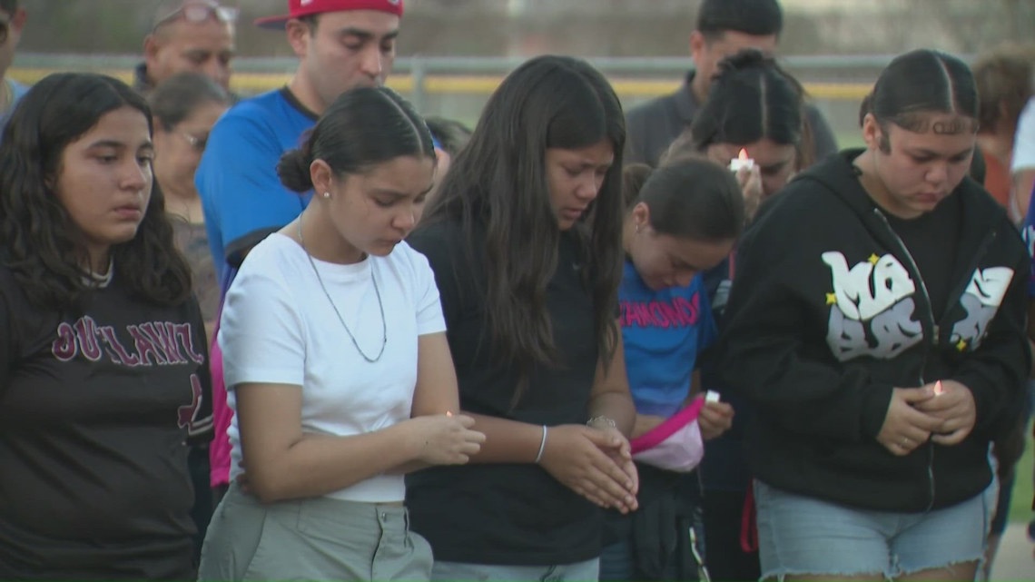 Vigil held as Austin community mourns 3 children lost in apartment fire ...