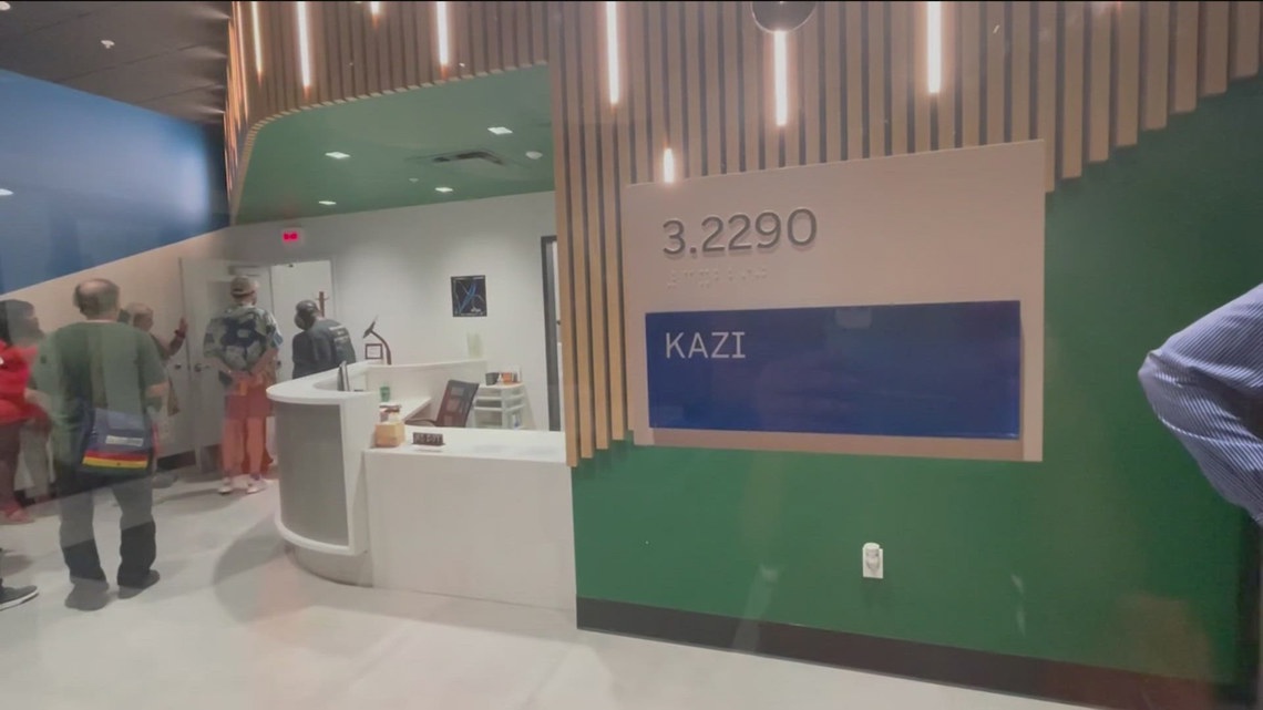 Austin's KAZI 88.7 FM moves to new studio | kvue.com