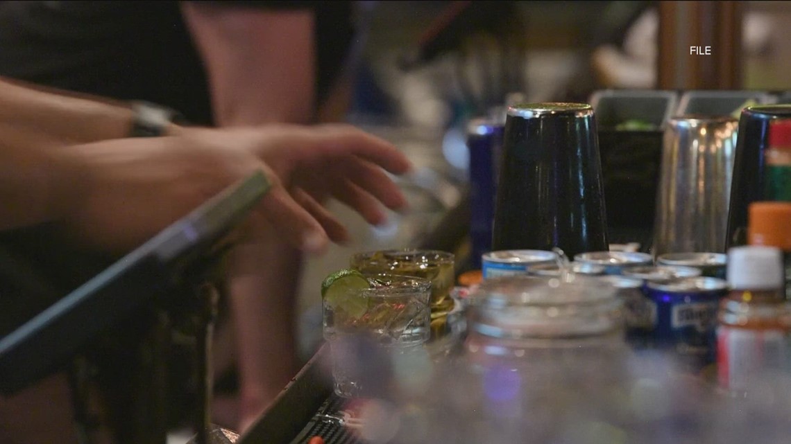 Austin wants drug test strips at 6th Street, Rainey Street bars | kvue.com