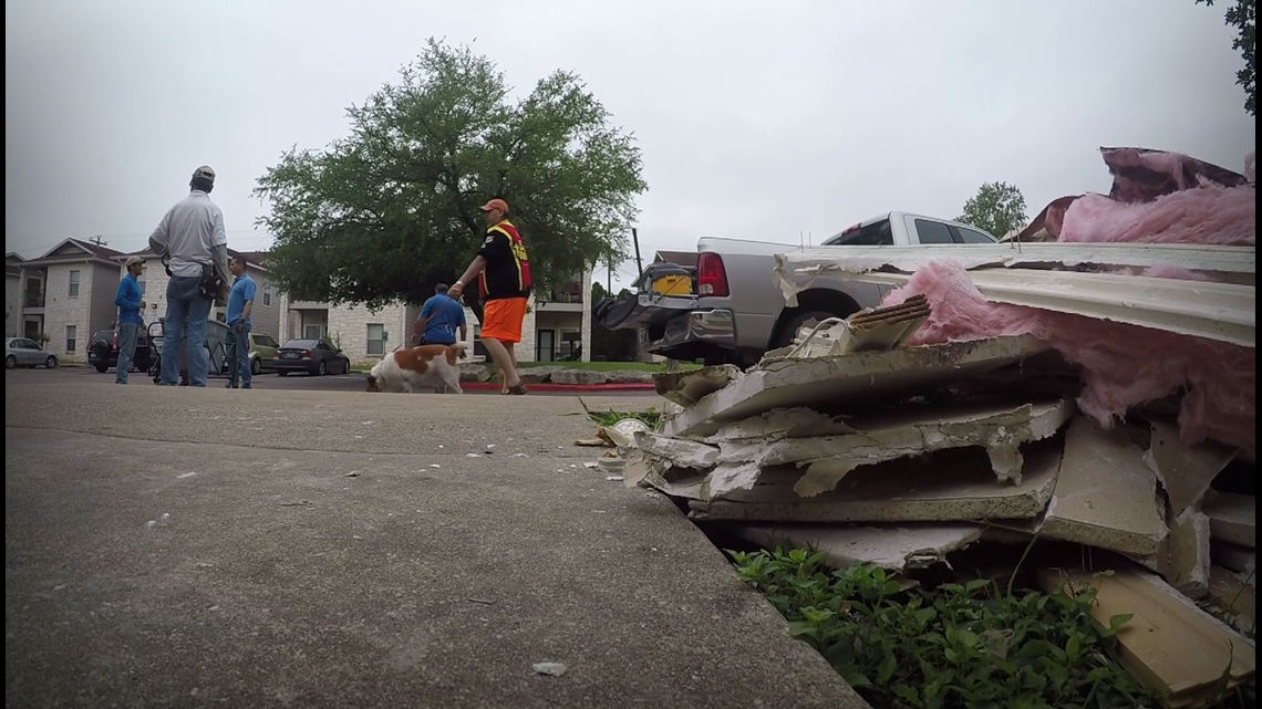 Cleanup underway after apartment units flood in Dripping Springs | kvue.com