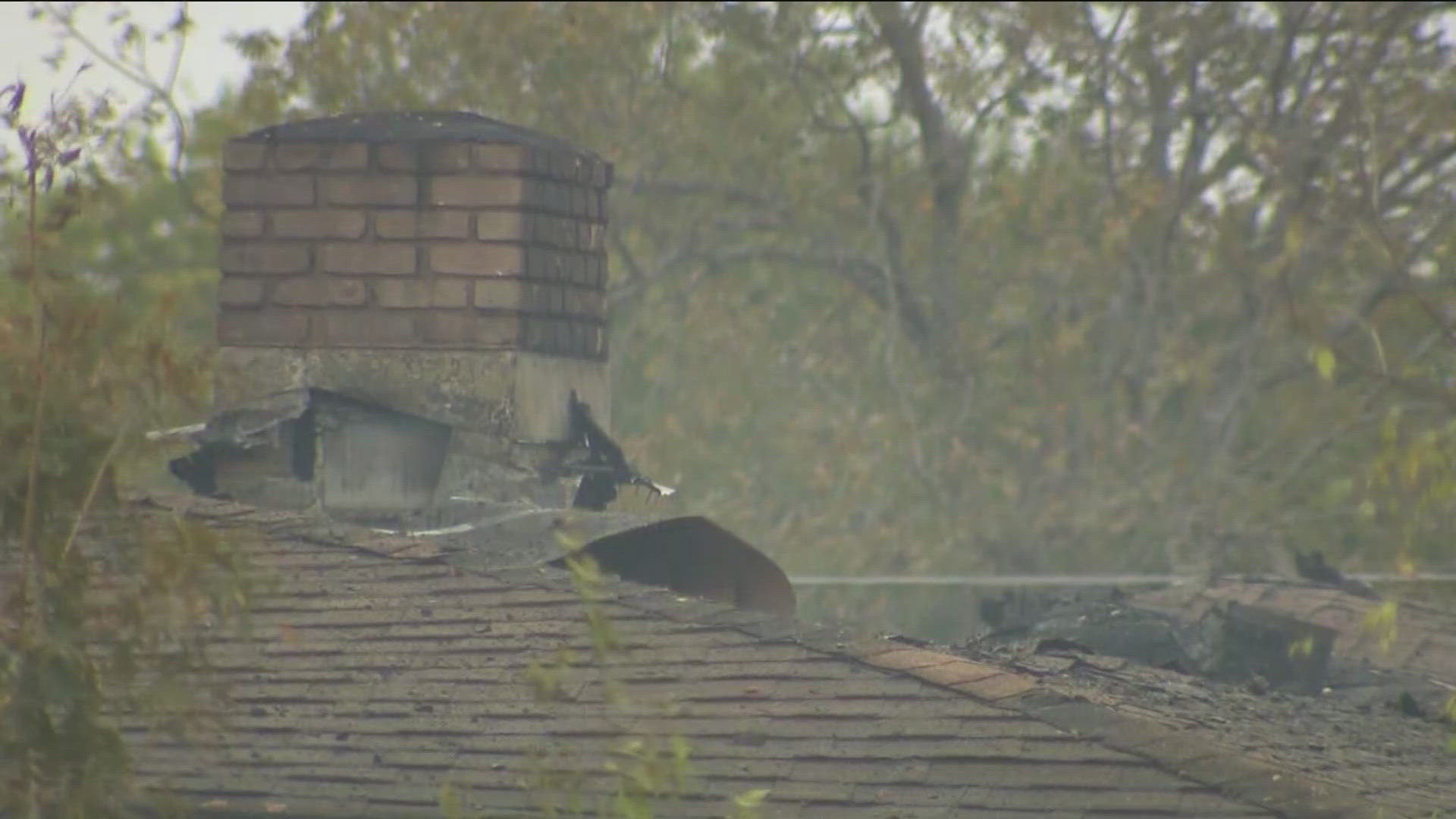 Austin Fire Department investigating fire at vacant house | kvue.com