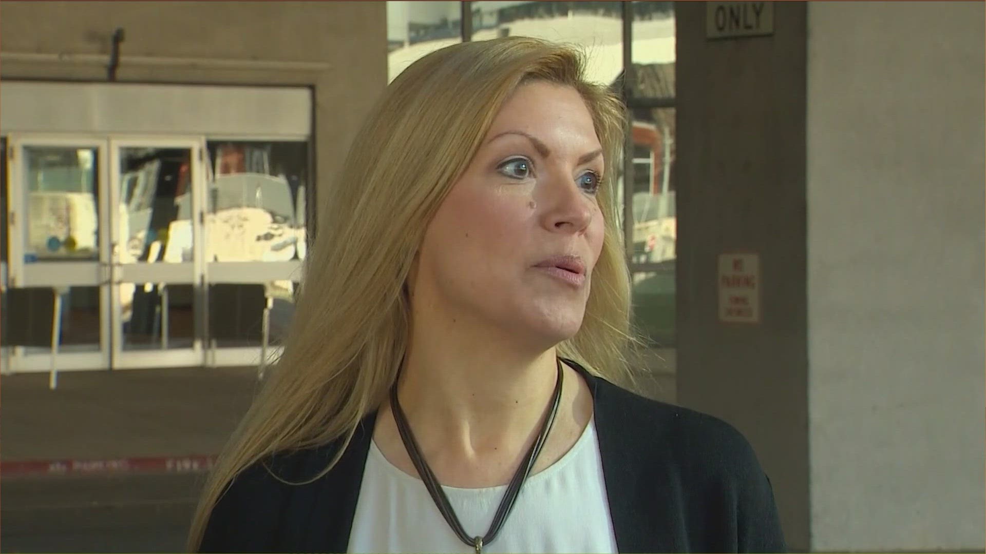 Texas congresswoman creates New York Post ad asking law enforcement to ...