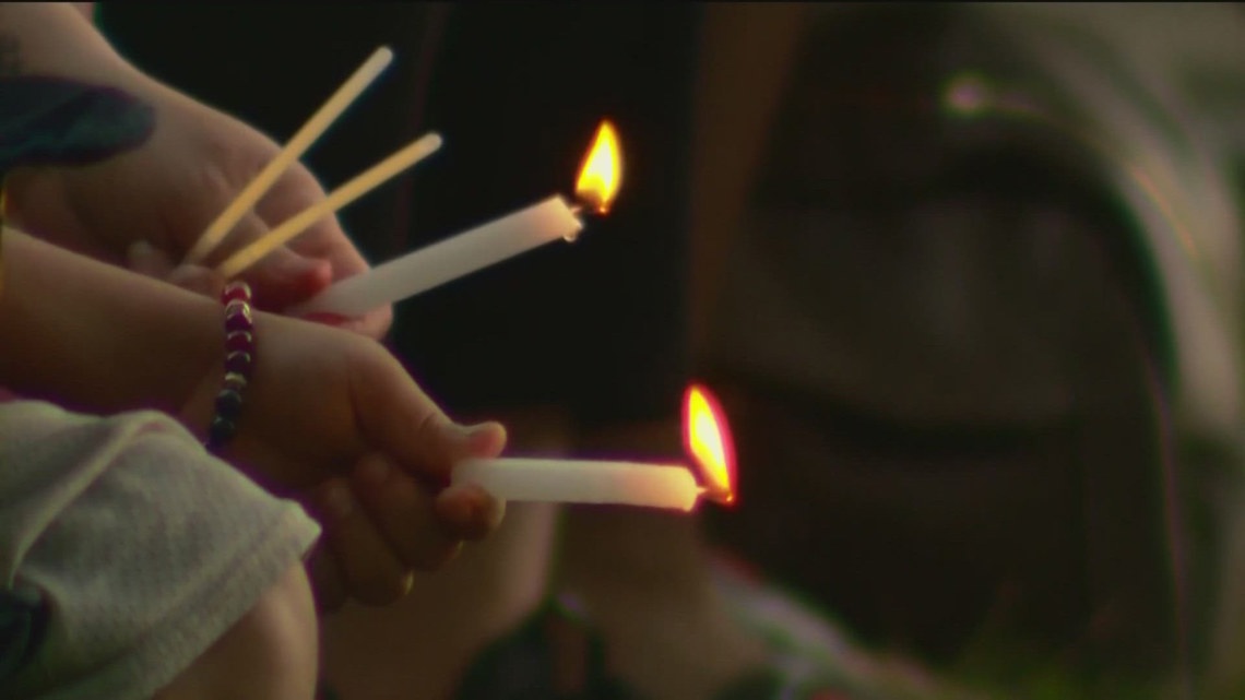 Candlelight vigil held in Uvalde on 2 year anniversary of Robb ...