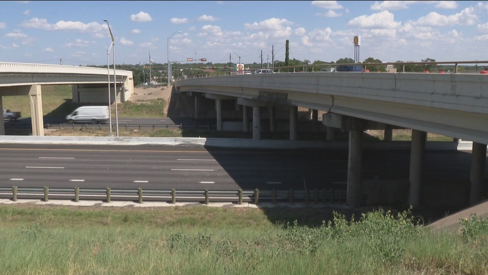 TxDOT provides updated timeline for bridge repairs after 18-wheeler ...