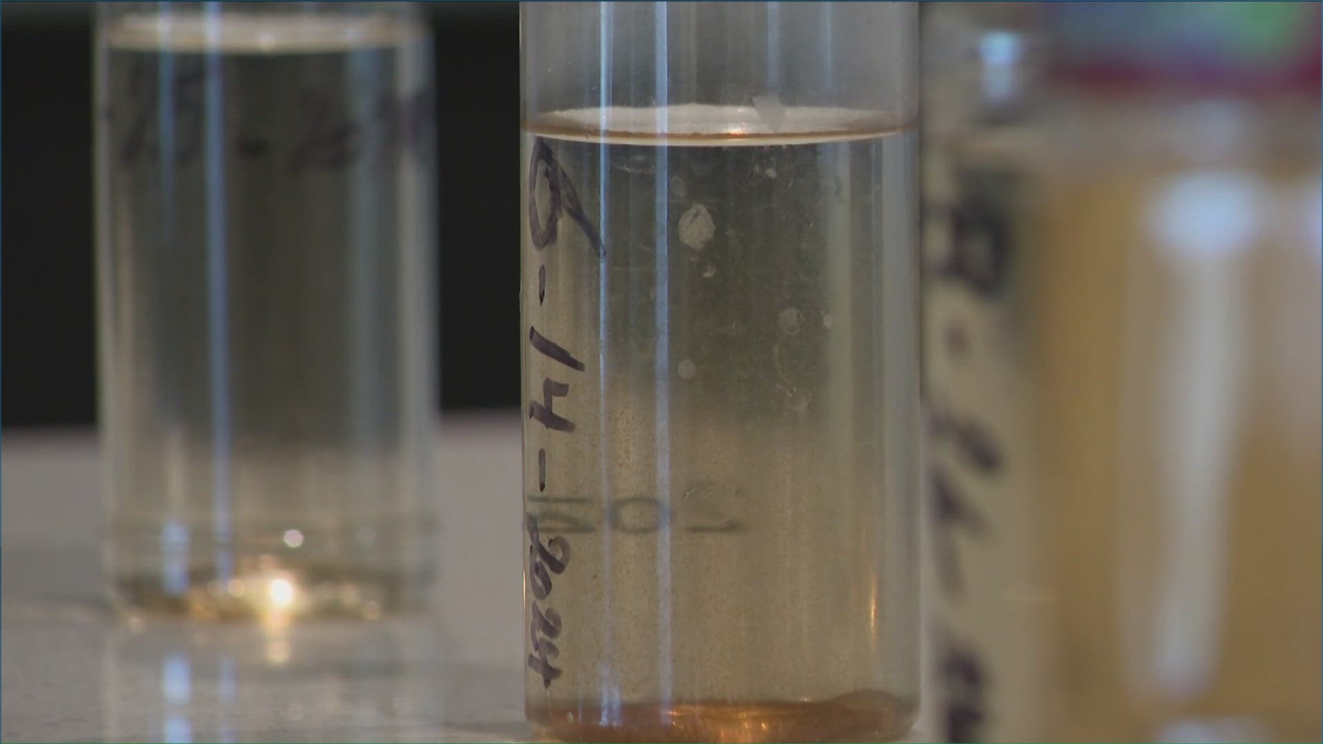 Manor residents growing impatient with brown water | kvue.com