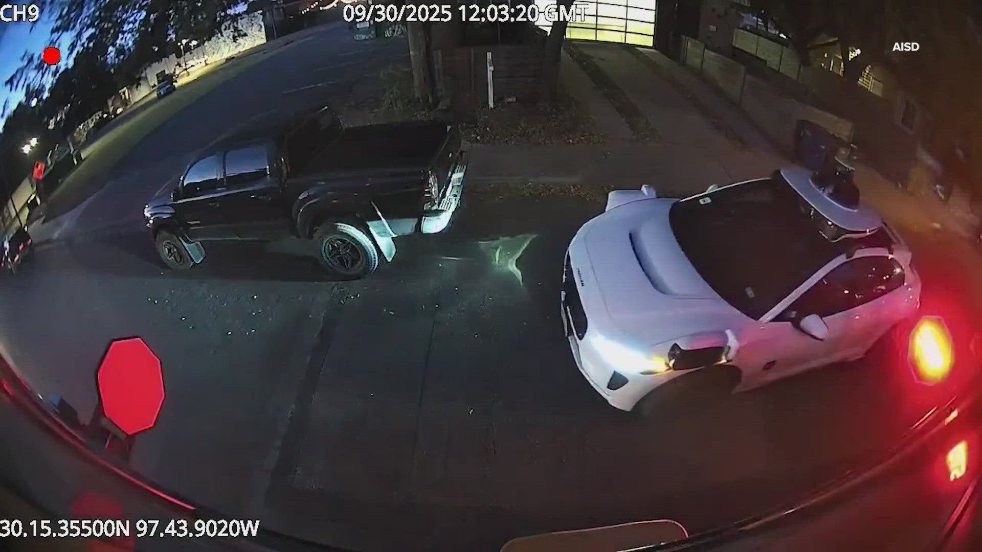 New details emerge after Waymo vehicles caught on camera passing ...