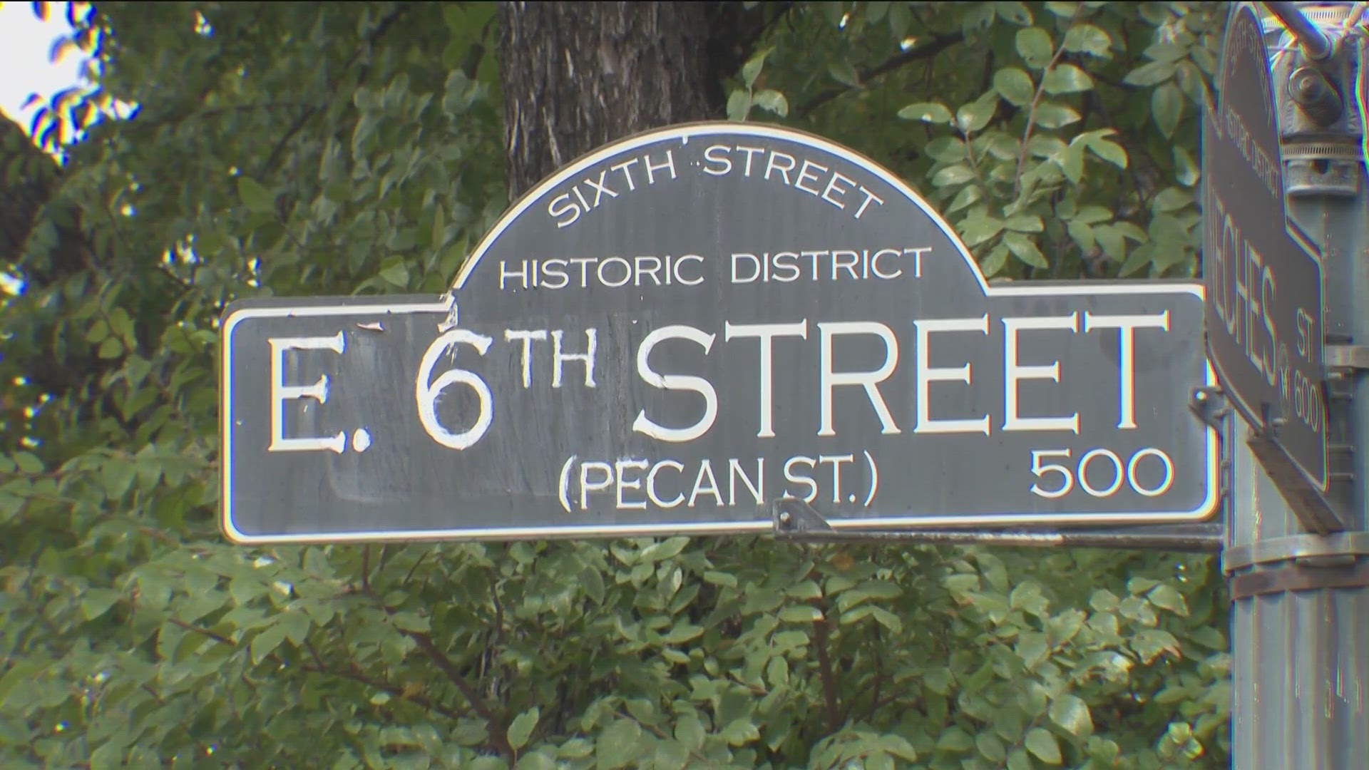 City of Austin suing 6th Street bar for operating a 'common nuisance ...