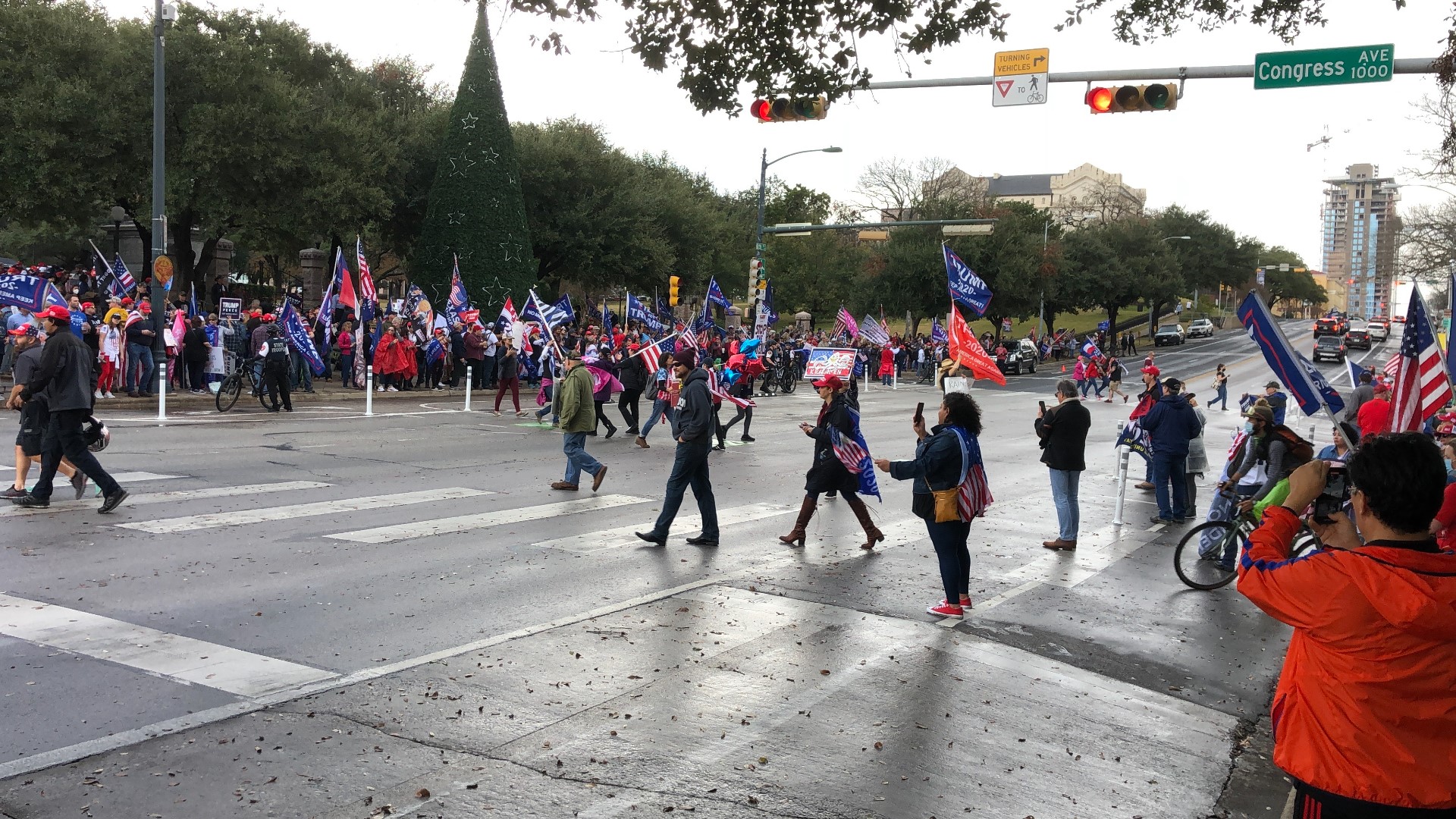 Texas Capitol grounds in Austin reopen after closing due to US Capitol ...