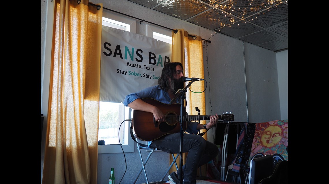 Sip mocktails at Sans Bar, Austin's sober bar | kvue.com
