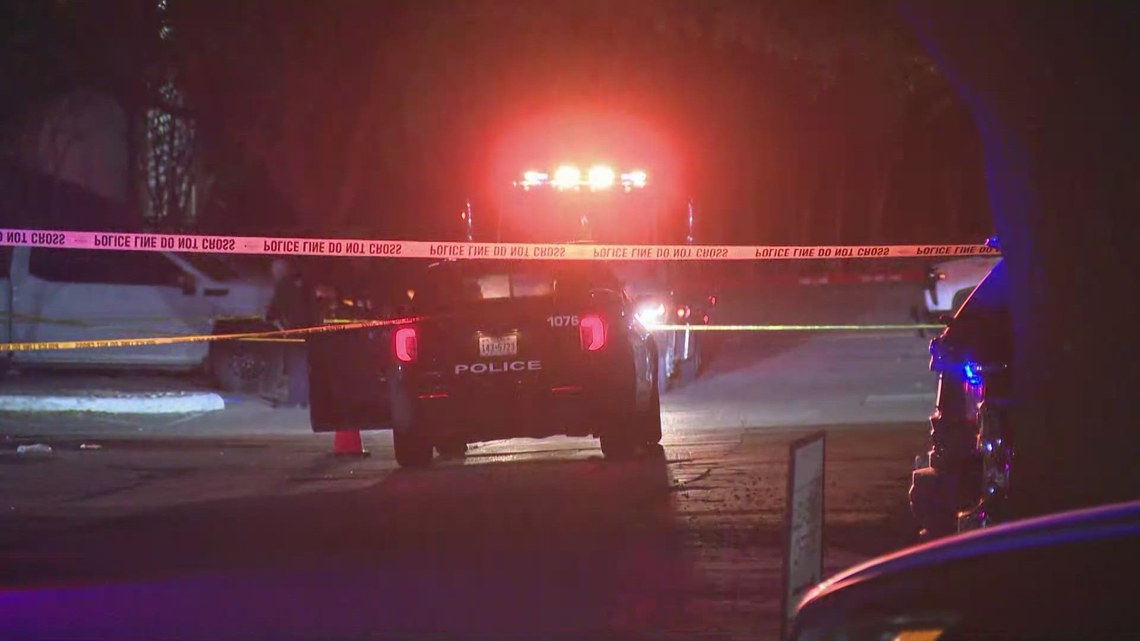 Austin man dies after being found in Douglas Street parking lot | kvue.com