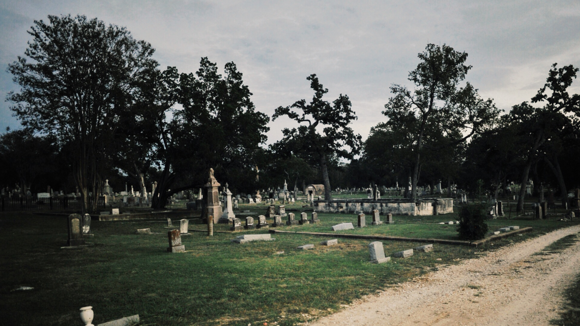 Remains found, exhumed from historic East Austin cemetery for DNA ...