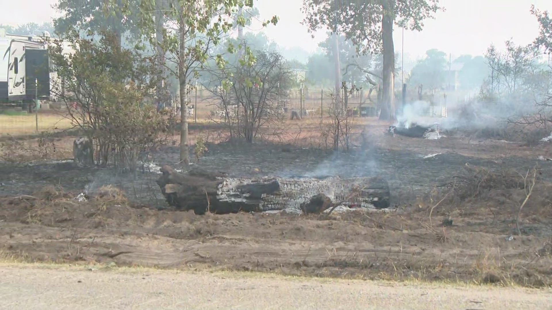 Powder Keg Pine Fire burns 100 acres in Bastrop County | kvue.com