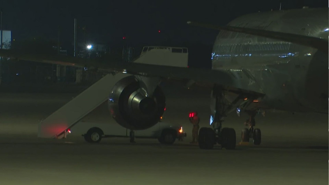 Plane carrying Mark Swidan lands in San Antonio | kvue.com