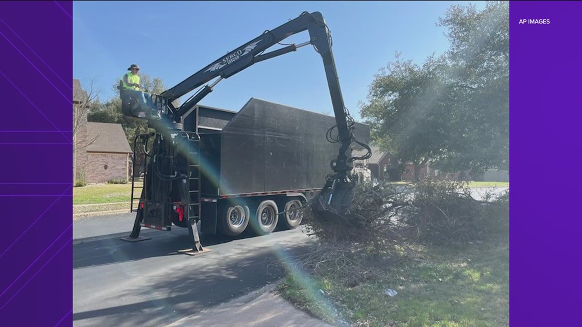 Travis County begins tree debris cleanup in unincorporated areas | kvue.com