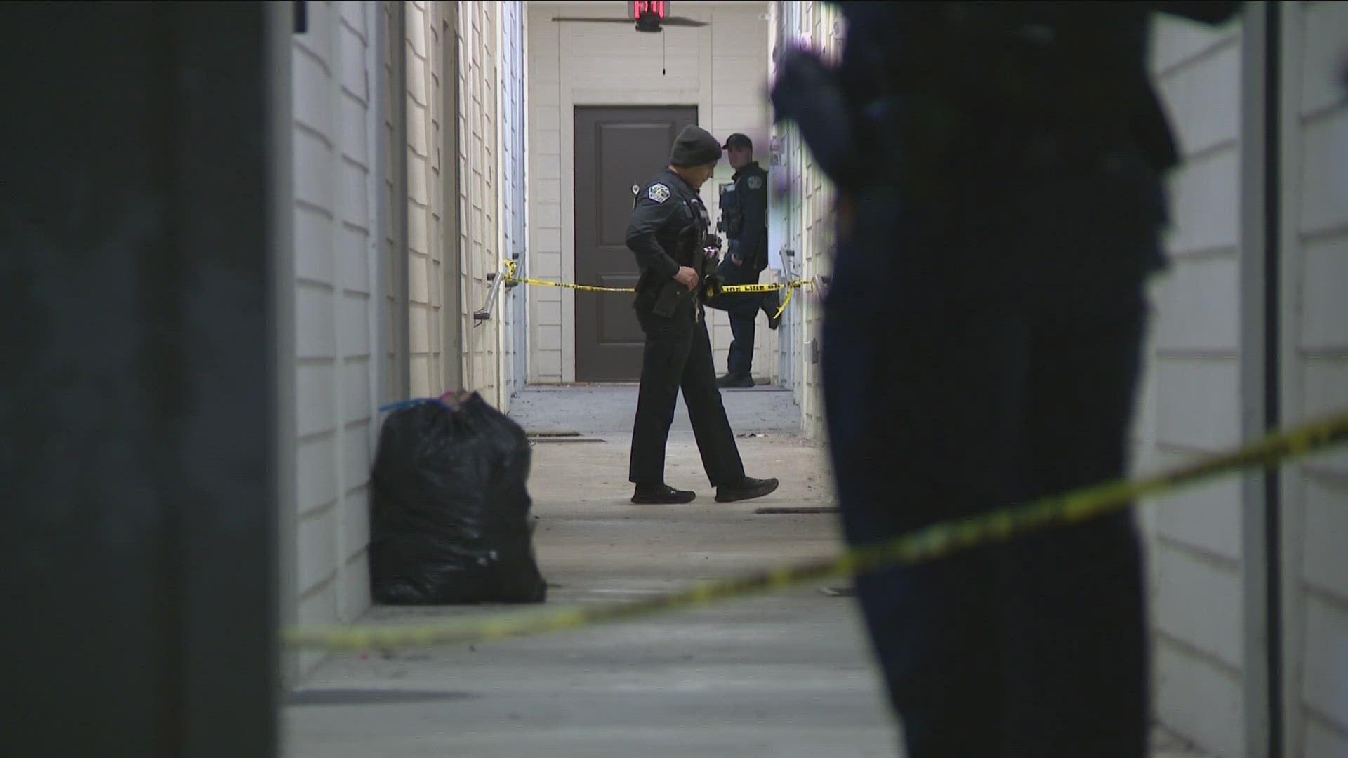 US Marshals arrest 5 in connection to murder at North Austin apartment | kvue.com