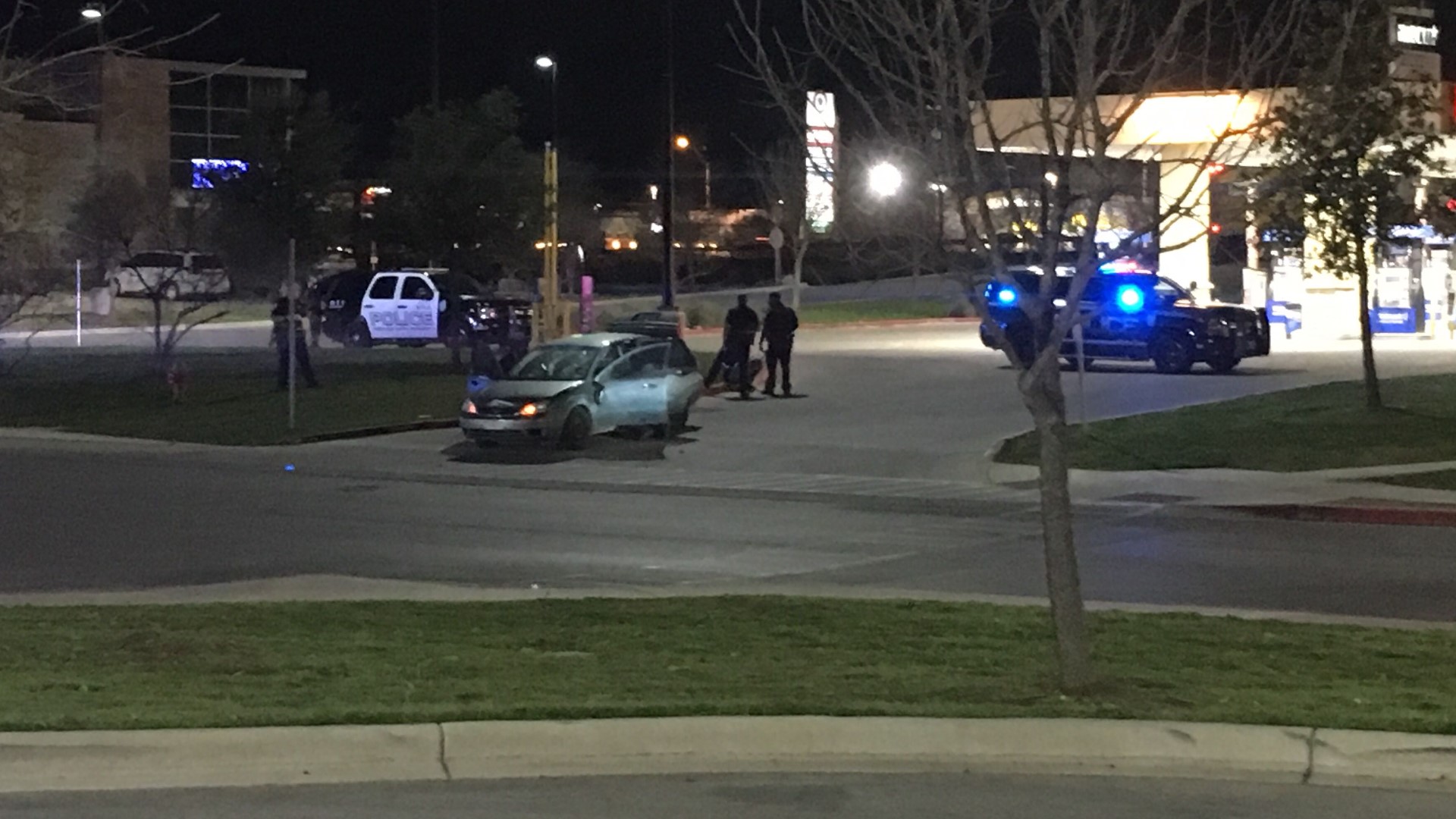 Subject in custody after incident at Kyle Walmart | kvue.com