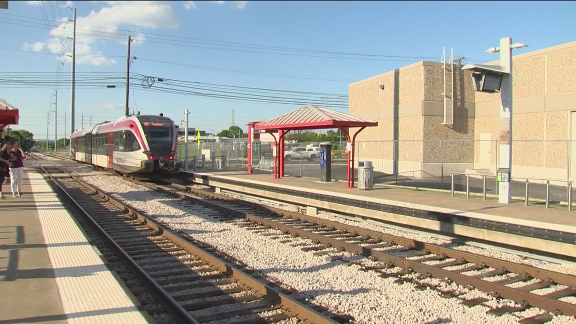 Austin Transit Partnership holds open house to discuss Project Connect ...