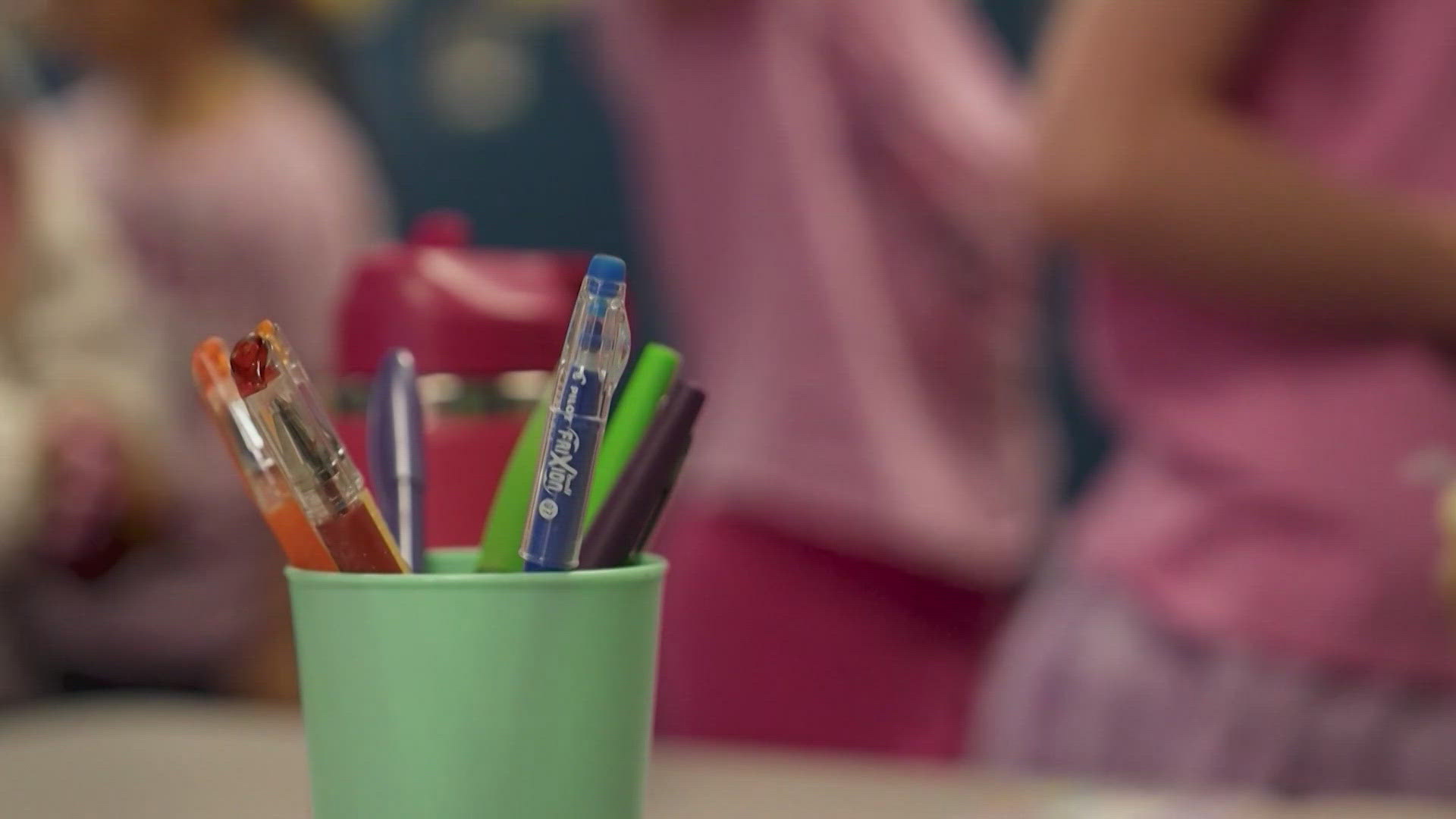 Austin ISD urges Waymo to halt driverless cars near school buses after ...