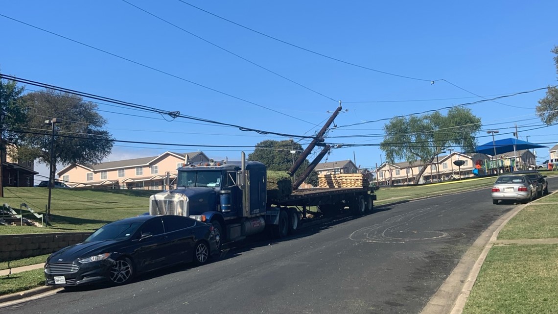 Austin power outage after power line crash | kvue.com