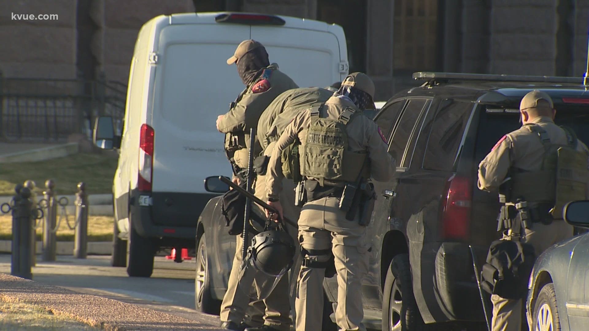 Security tight, on 'tactical alert' at Texas Capitol on Inauguration ...