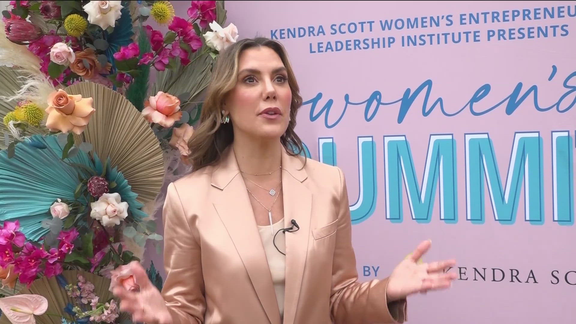 Kendra Scott reclaims CEO role at her billion-dollar company | kvue.com